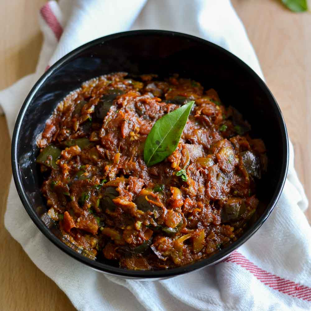 kathirikkai thokku, brinjal thokku recipe – Kannamma Cooks