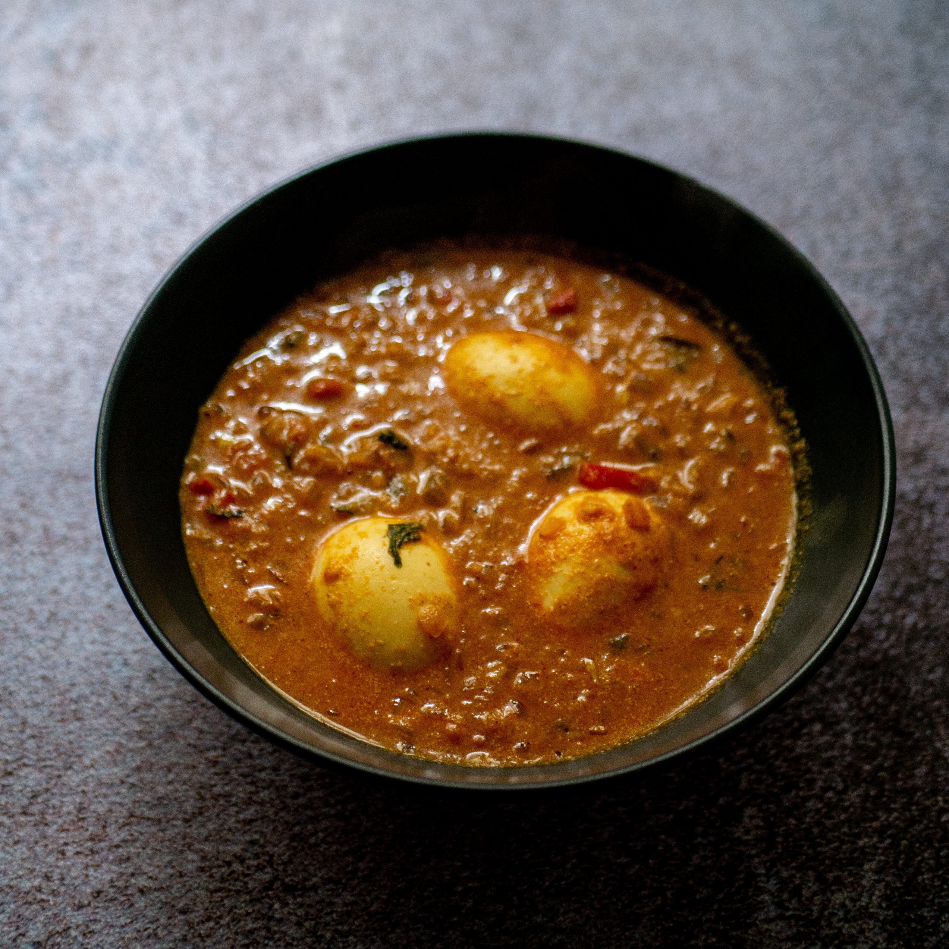 Muttai Puli Kuzhambu | Egg Curry In Tamarind Sauce – Kannamma Cooks